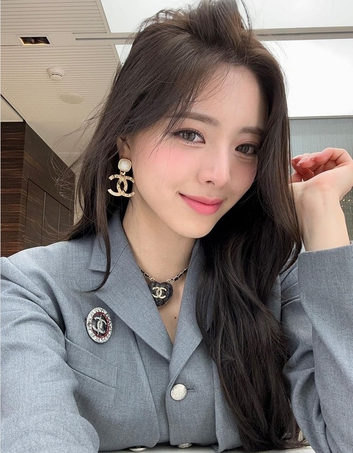 【ITZYメンバー】ユナの骨格や体重は？痩せすぎだがウエスト何センチ？ | fumido