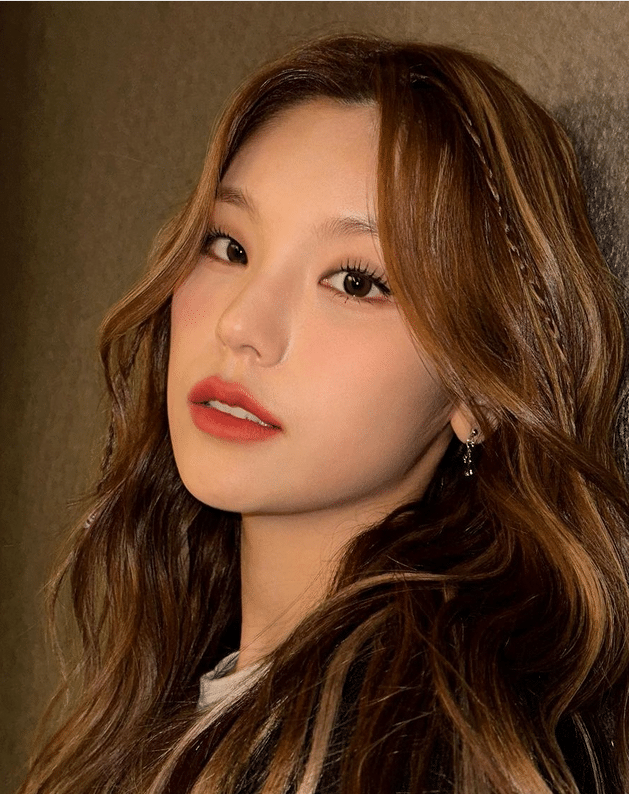 【ITZYメンバー】イェジの目は整形？すっぴんやメイクの画像は？ | fumido